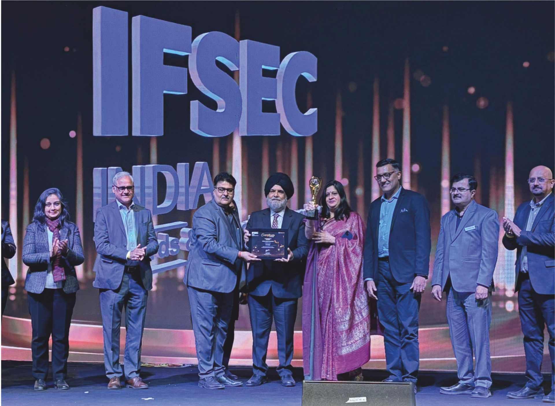 Mr. GB Singh Honored with Lifetime Achievement Award at IFSEC India ...